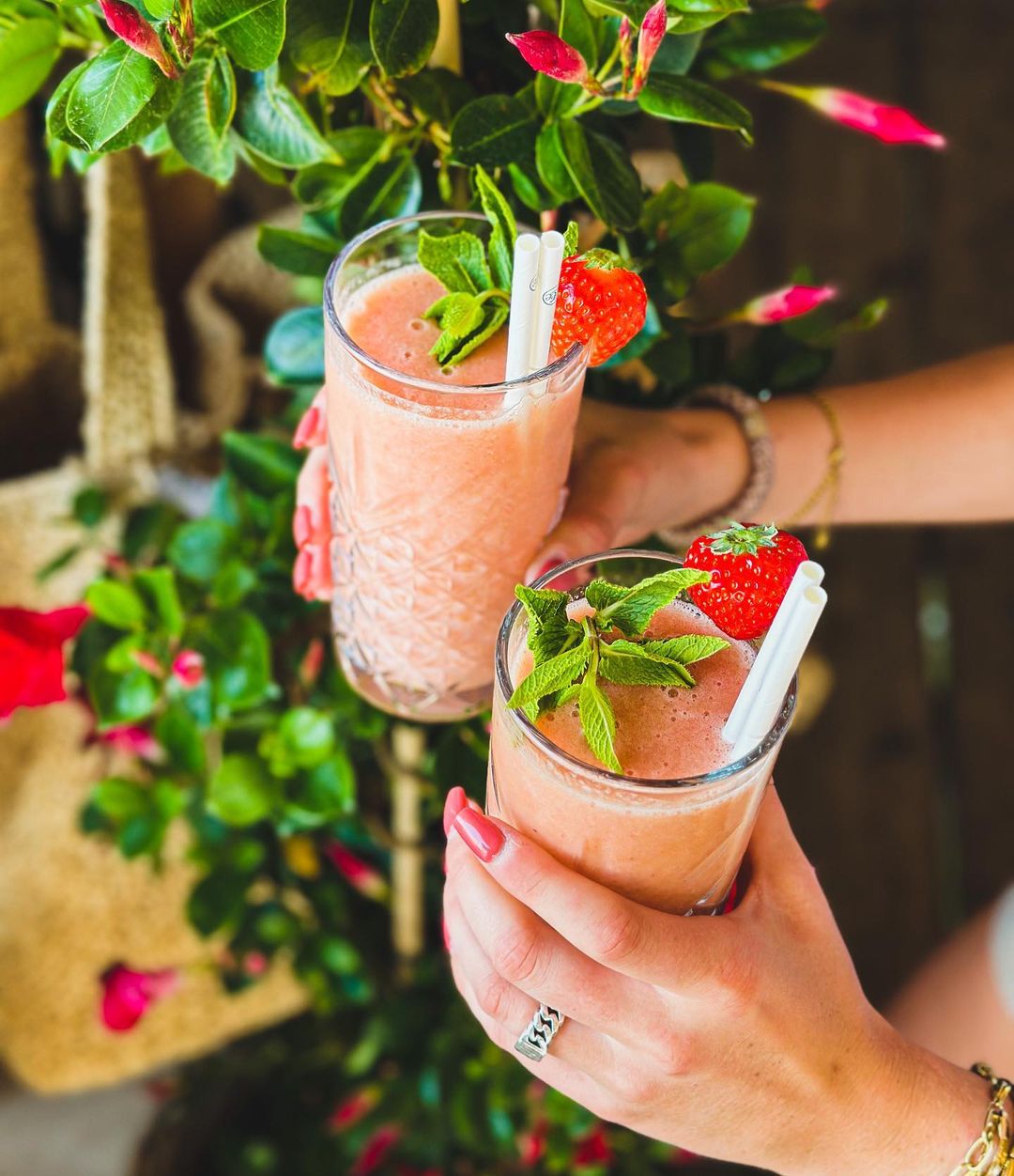 Sustainable Paper Products | Hello Straw